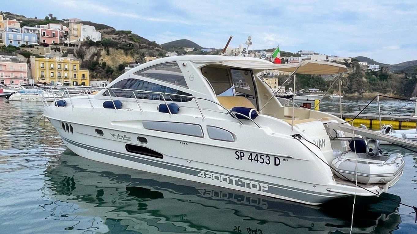 Airon marine airon 4300 t-top bateau d'occasion à vendre, référence ...