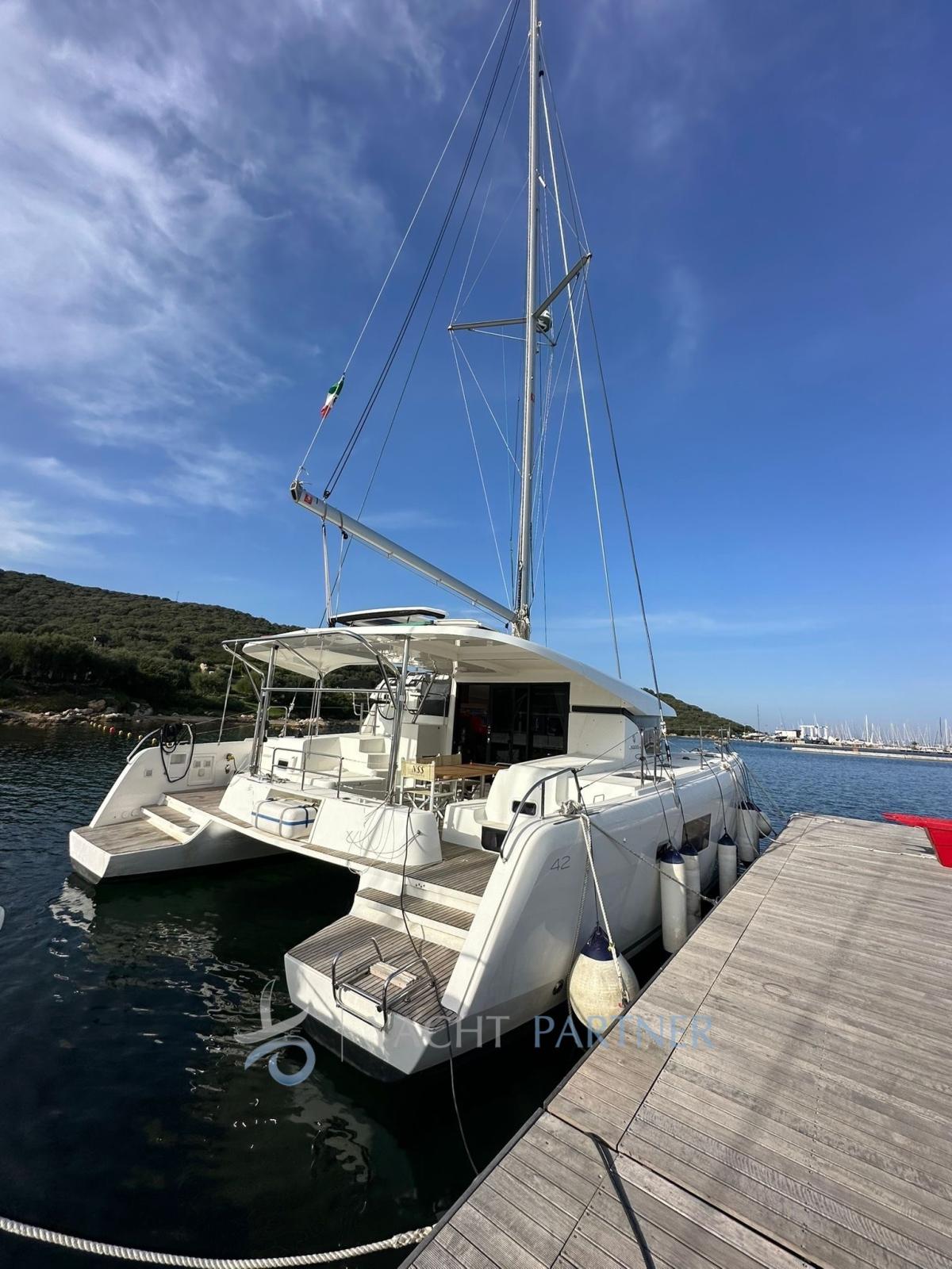 Lagoon 42 bateau d'occasion à vendre, référence annonce 20747 Yacht ...